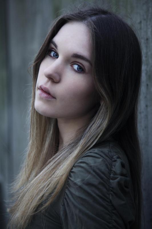 Announcing the Cast of 'Do You Want to Know a Secret?' - Actors ...